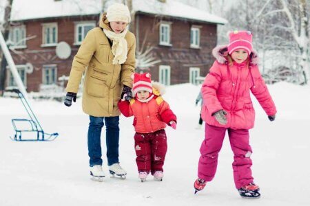 15 Fun and Free Christmas Traditions Your Family Will Love (2024)