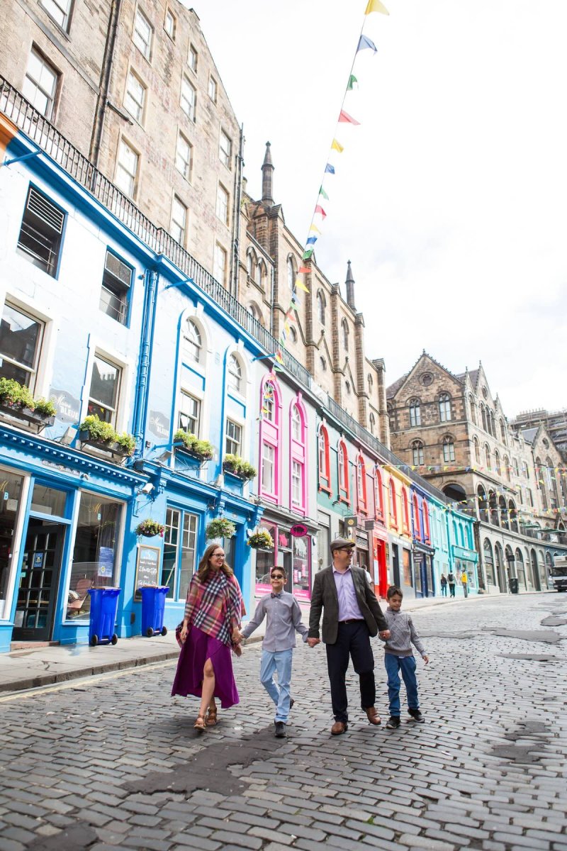 How to Plan a Budget-Friendly Photo Shoot in Edinburgh, Scotland