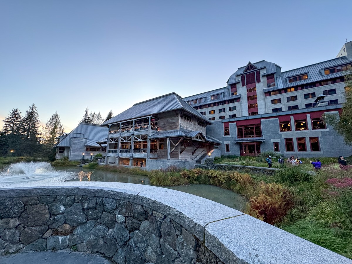 Unforgettable 5 Days in Alaska: Bears, Fjords, Glaciers, and More