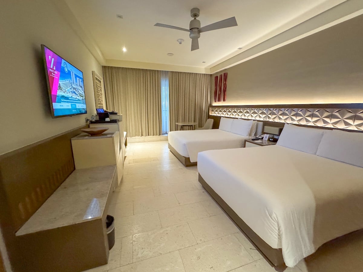 Hyatt Ziva Cancun Resort Review: All-Inclusive in Mexico